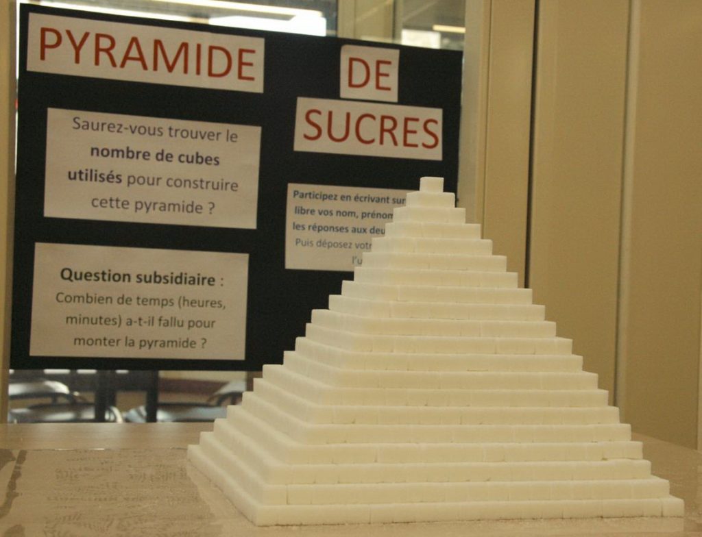 Une pyramide de sucres et beaucoup de questions – Semaine des maths ...